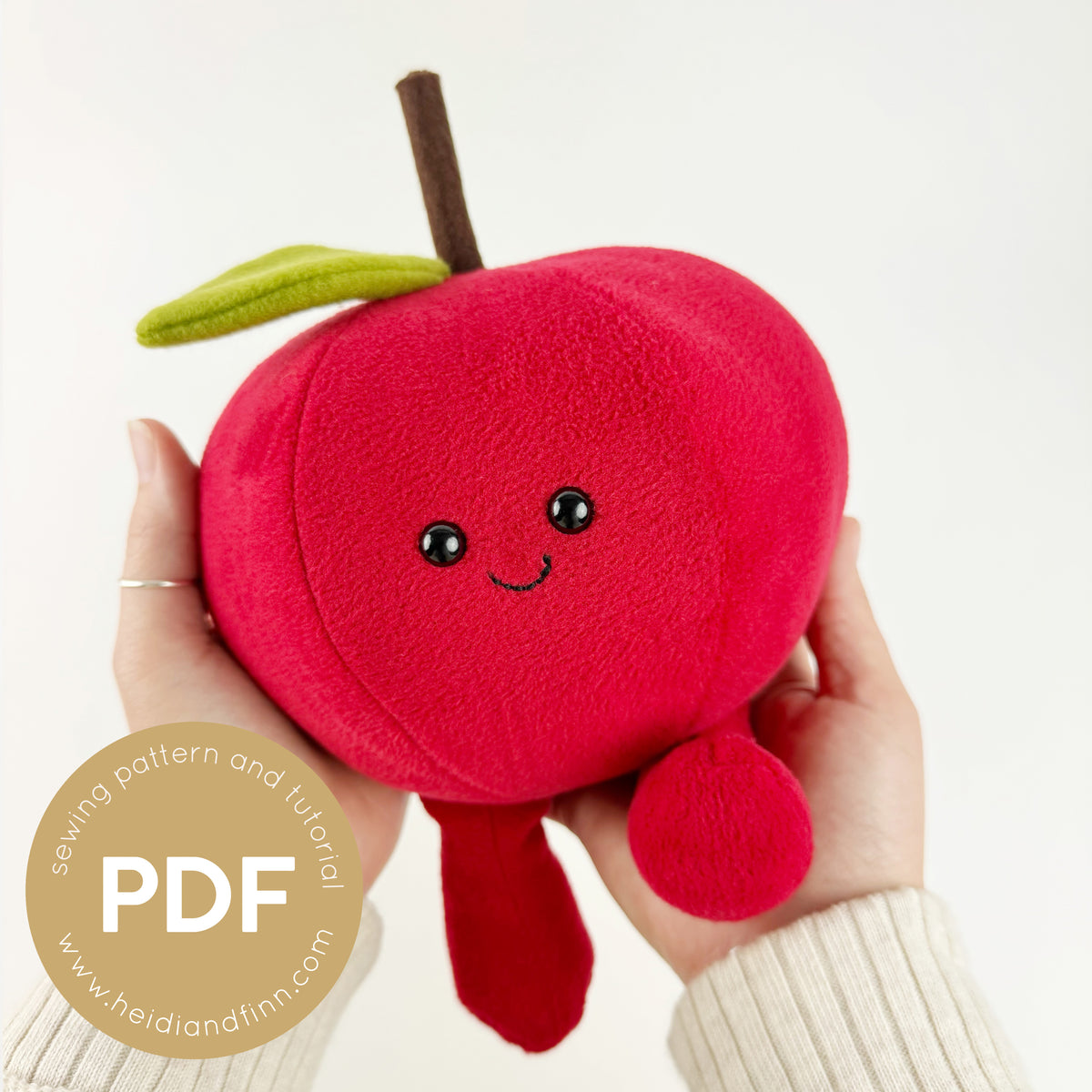 Apple plush – Heidi&Finn